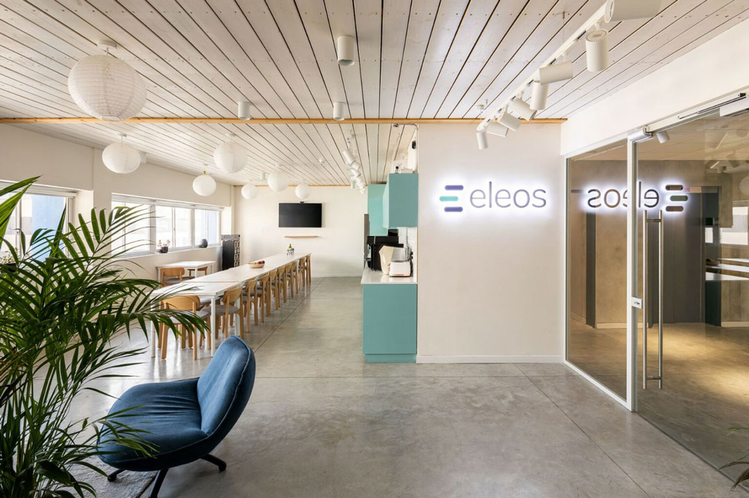 Eleos - Colored Buildings | בתים בצבעים